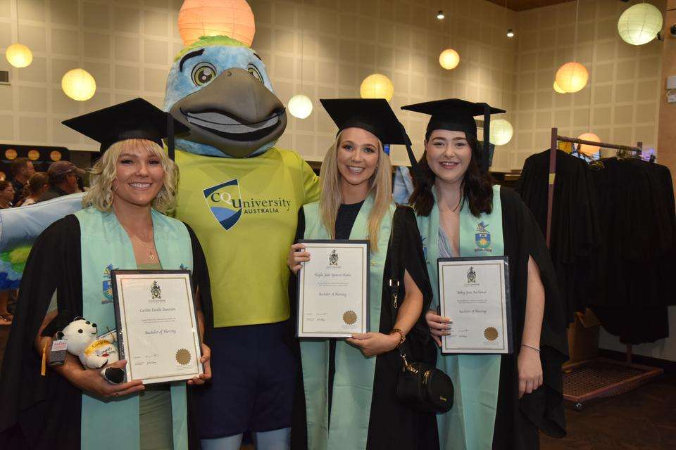 Gladstone graduates championed as agents of change - CQUniversity Gladstone graduates championed as agents of change - CQUniversity